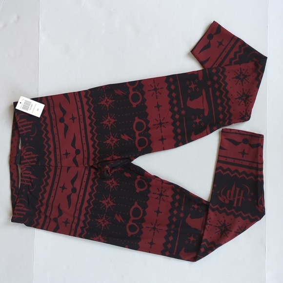 Hot Topic | Pants & Jumpsuits | Nwt Harry Potter Fair Isle Legging M ...
